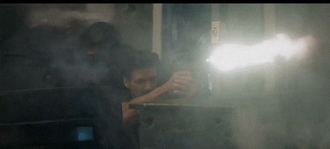 01월 북미 박스오피스1위 - [ 신입 경찰 ] - 경찰의 범죄를 목격했다